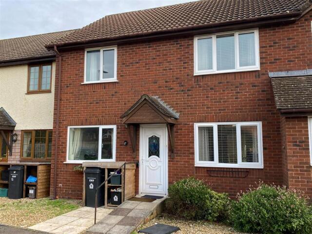 2 Bedroom House Bishops Lydeard Bishops Lydeard 98648782