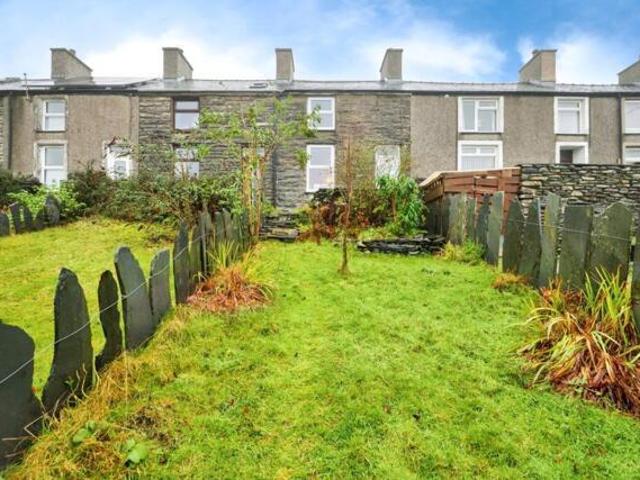 2 Bedroom House Blaenau Ffestiniog Gwynedd LS100366531