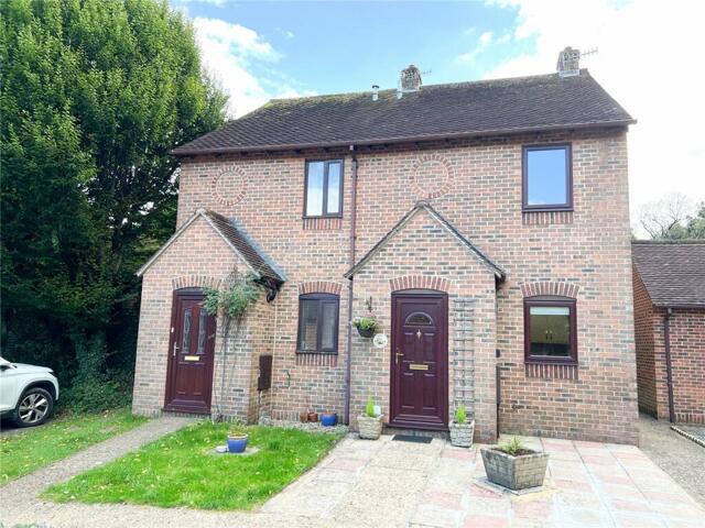 2 Bedroom House Blandford Forum Dorset 99774093