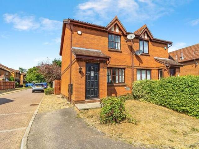2 Bedroom House Bletchley Buckinghamshire 98377558