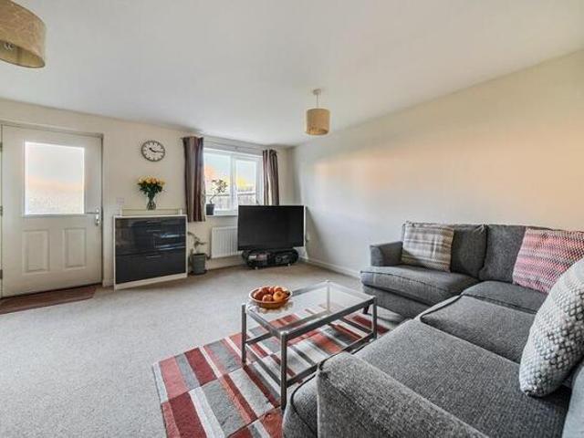 2 Bedroom House Bracknell Bracknell Forest 98262914
