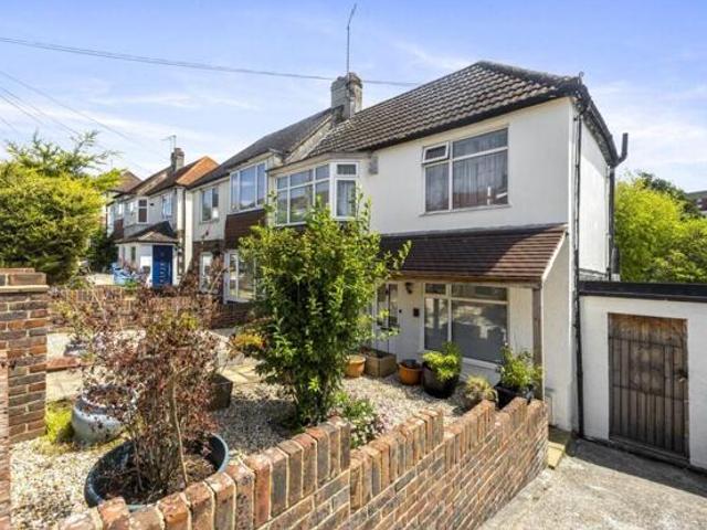 2 Bedroom House Brighton East Sussex 99277944