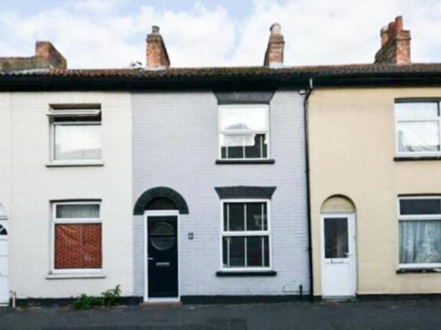 2 Bedroom House Bridgwater Somerset 100263363