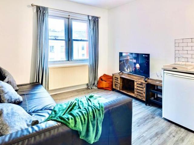 2 Bedroom House Bristol Bristol LS84424090