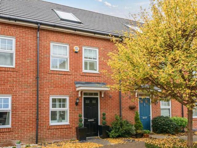 2 Bedroom House Bromley Greater London 99773484