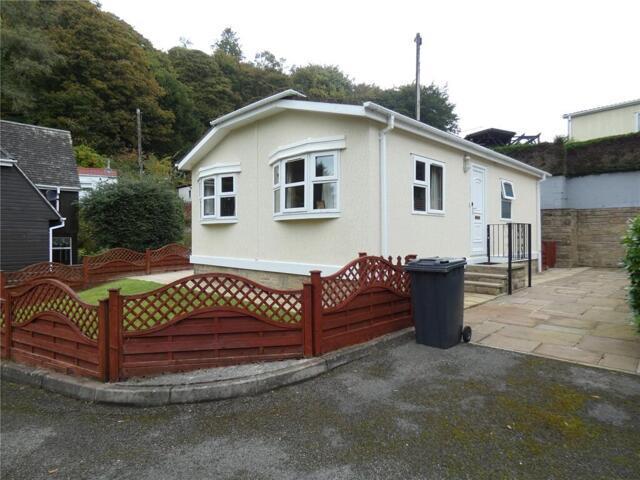 2 Bedroom House Buxton Derbyshire 99381061