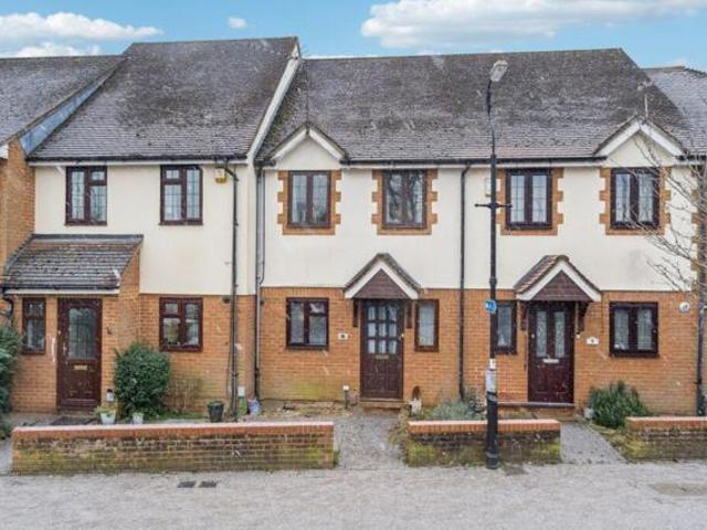 2 Bedroom House Buckinghamshire Buckinghamshire 98377565
