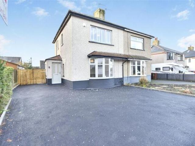 2 Bedroom House Burnley Lancashire 98903214