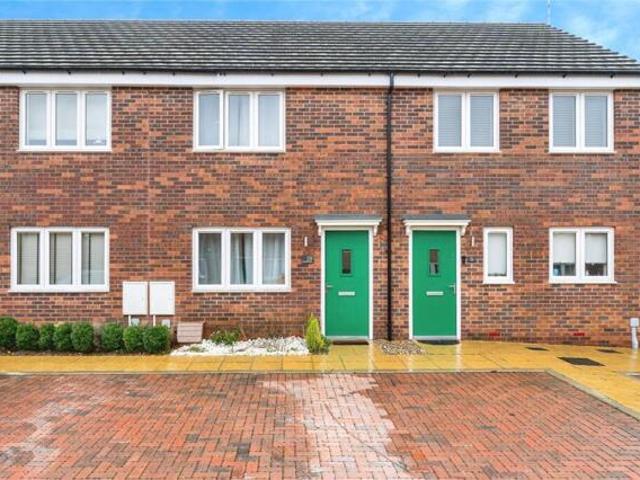 2 Bedroom House Bury St. Edmunds Suffolk 98718135
