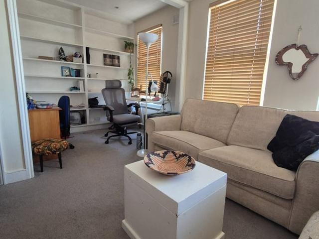 2 Bedroom House + Garden in New Park Rd Available