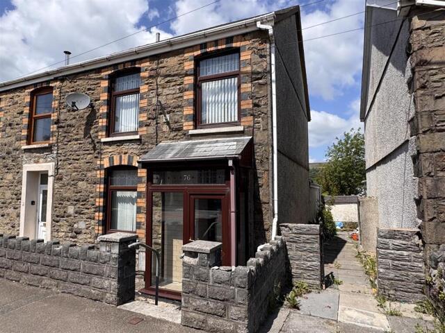 2 Bedroom House Garnant Garnant 100685149