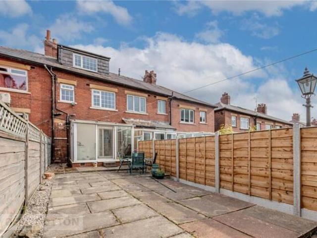 2 Bedroom House Glossop Derbyshire LS100398519