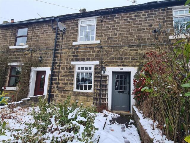 2 Bedroom House Glossop Derbyshire LS98404375