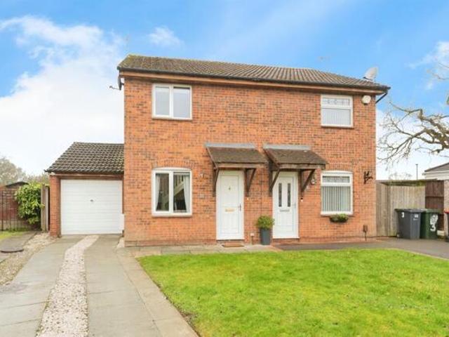 2 Bedroom House Great Sutton Cheshire LS98929985