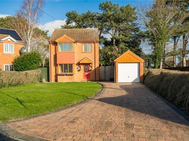2 Bedroom House Grimsby North East Lincolnshire 100987821