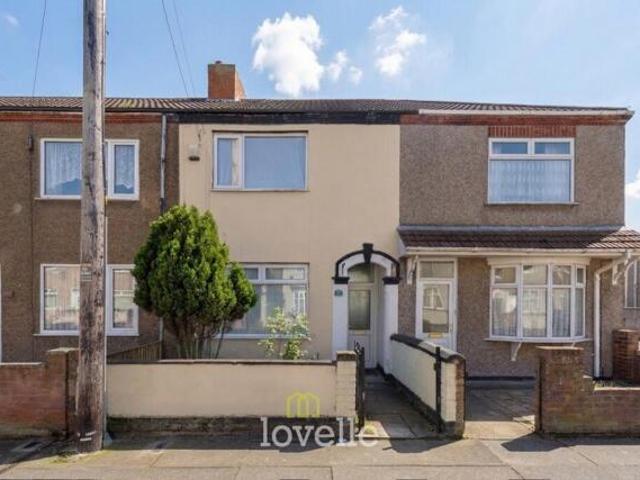 2 Bedroom House Grimsby North East Lincolnshire 100132395