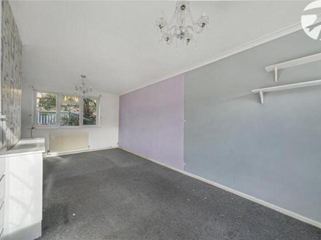 2 Bedroom House Dartford Kent 100503414