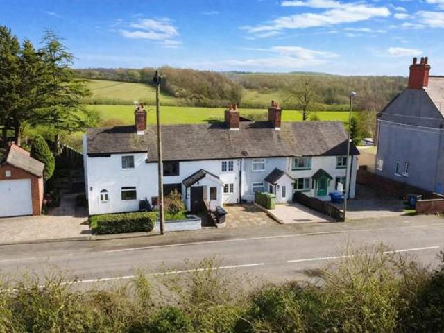 2 Bedroom House Denby Derbyshire LS101678309