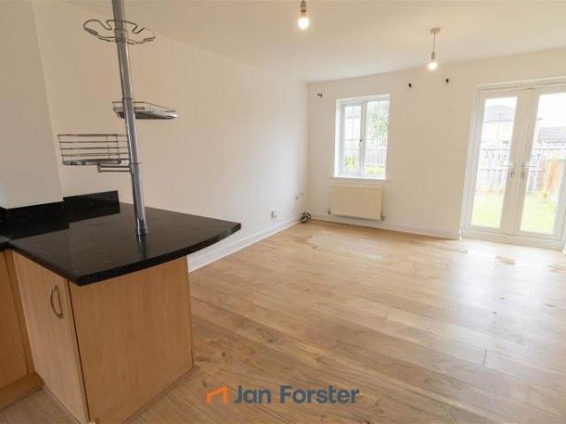 2 Bedroom House End Terrace