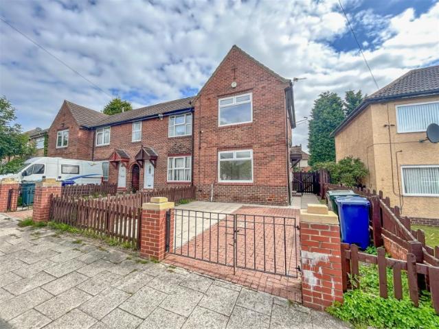 2 Bedroom House End Terrace