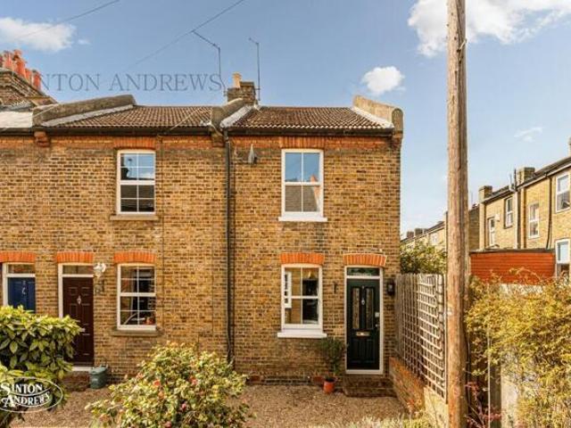 2 Bedroom House Ealing Greater London LS101059879