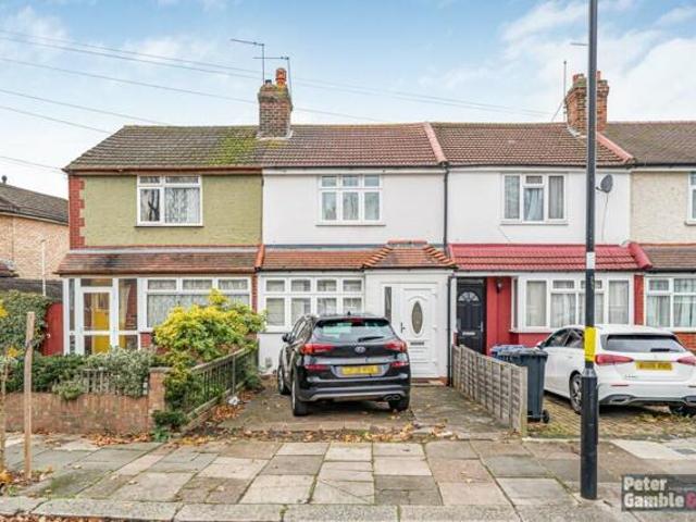 2 Bedroom House Ealing Greater London LS98504098