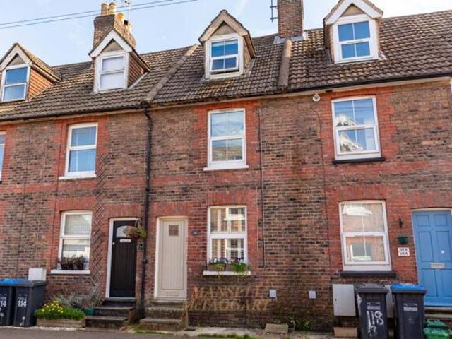 2 Bedroom House East Grinstead West Sussex 100096642