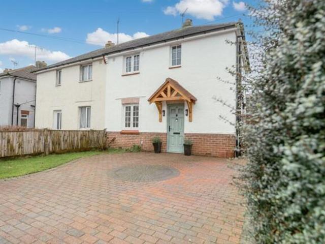 2 Bedroom House Eastbourne East Sussex 99986559