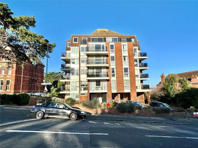2 Bedroom House Eastbourne East Sussex 101677724