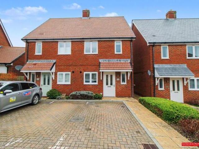 2 Bedroom House Eastbourne East Sussex LS100366343