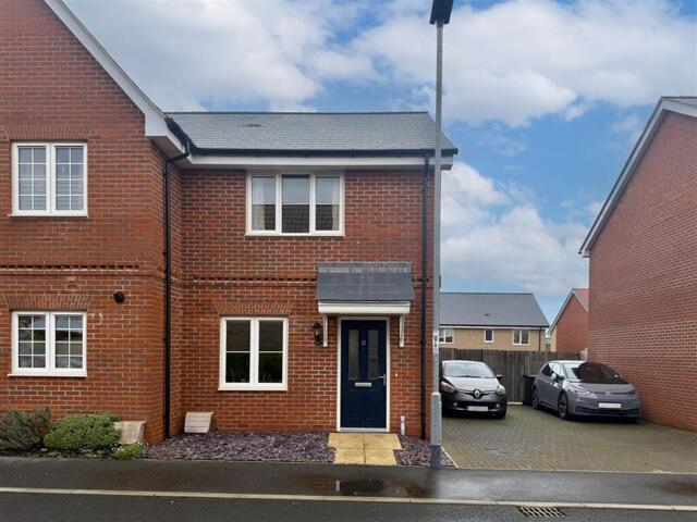 2 Bedroom House Elmswell Elmswell 101059654