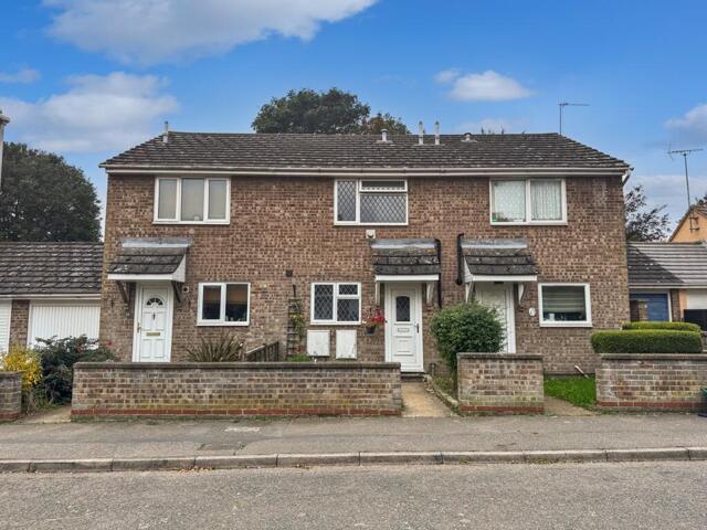 2 Bedroom House Essex Essex 100366260