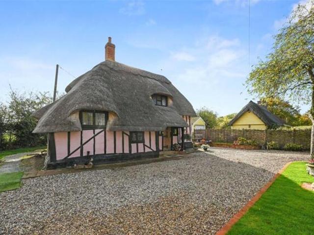 2 Bedroom House Essex Essex LS100578930