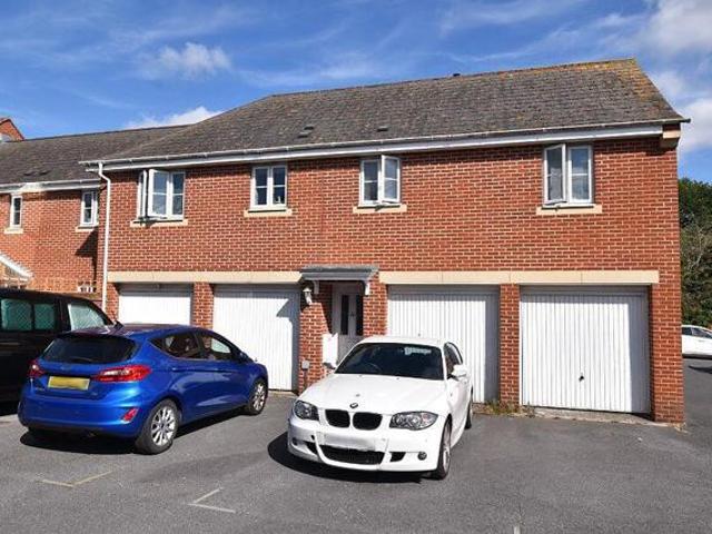 2 Bedroom House Exeter Devon LS100917407