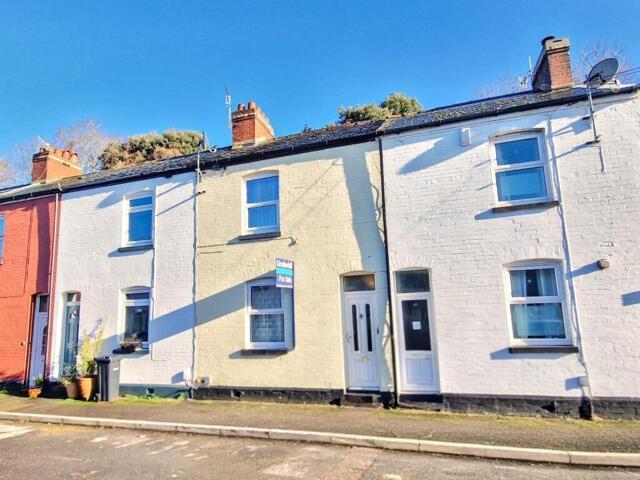 2 Bedroom House Exeter Devon 101955489