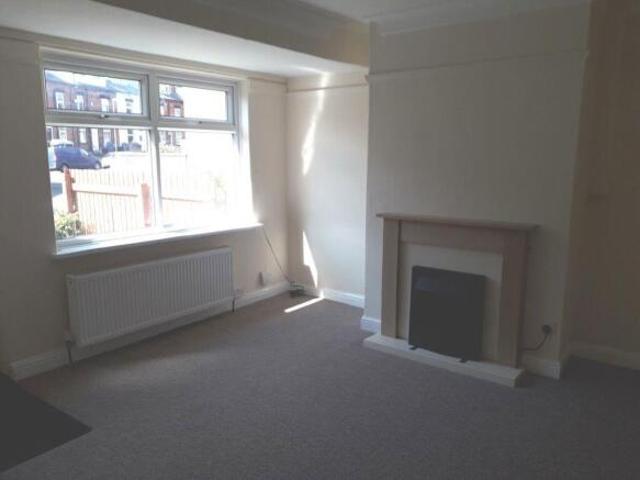 2 bedroom house for rent in 3 Nunnington View, Armley, Leeds, LS12 2PF. LS12