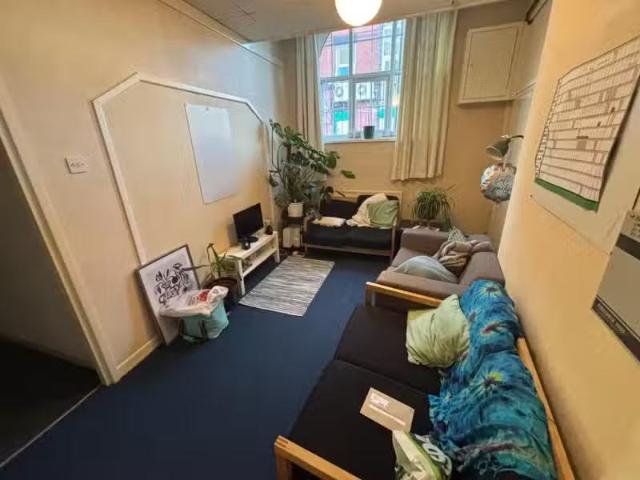 2 bedroom house for rent in 108 114 Lawrence Road, Liverpool.