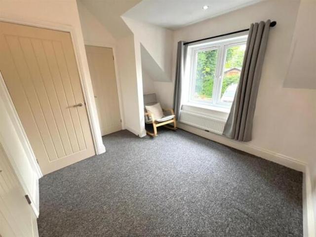 2 bedroom house for rent in 27 Cavendish Road, Eccles, Manchester, M30