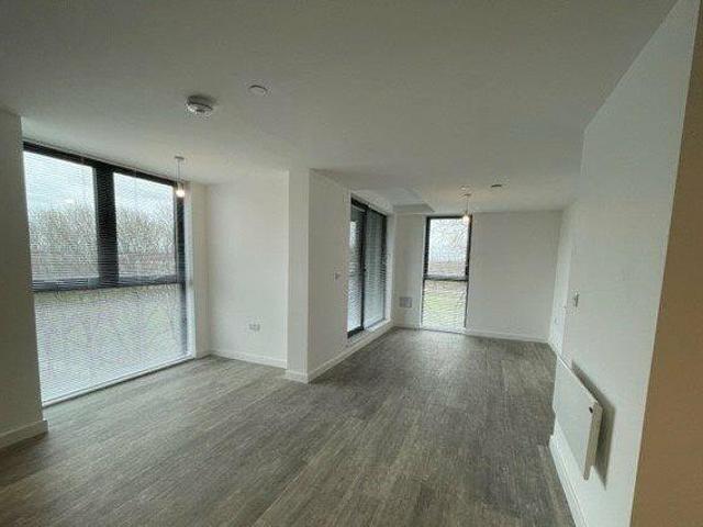 2 Bedroom House For Rent In 75 Seymour Grove