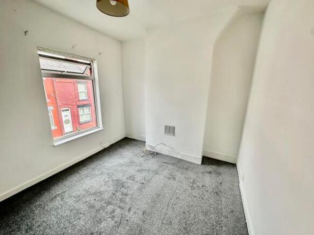 2 bedroom house for rent in 8 Dentwood Street, L8