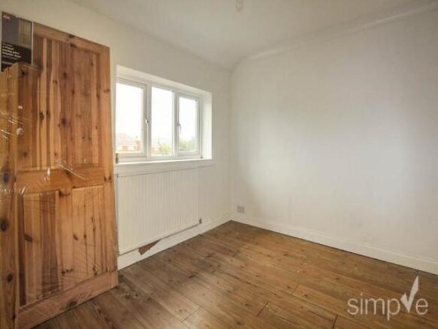 2 bedroom house for rent in Cockett Road, Slough, Berkshire, SL3