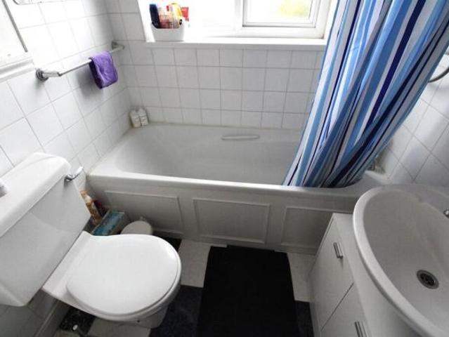 2 bedroom house for rent in Colwall Avenue, Hull, HU5