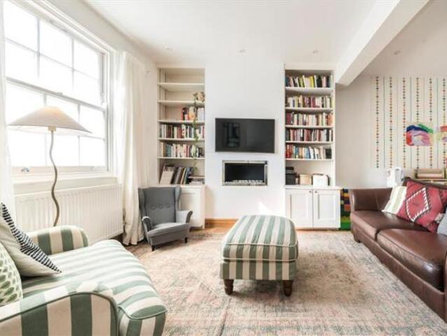 2 bedroom house for rent in Cardross Street, London, W6
