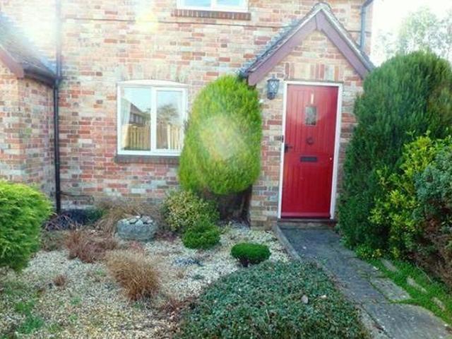 2 bedroom house for rent in Central Blandford DT11