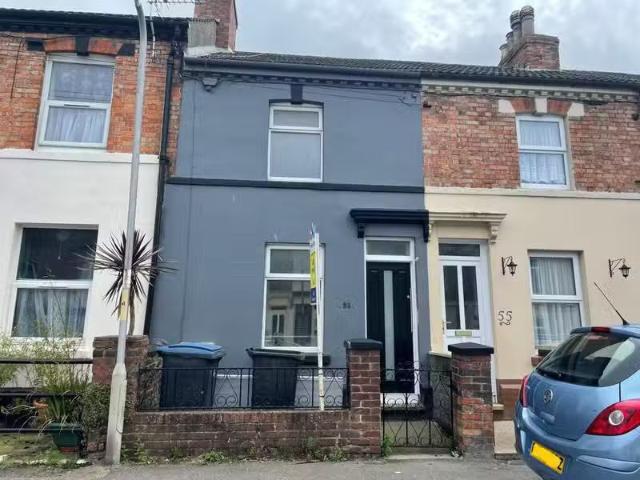 2 bedroom house for rent in Clarendon Place, Dover, CT17