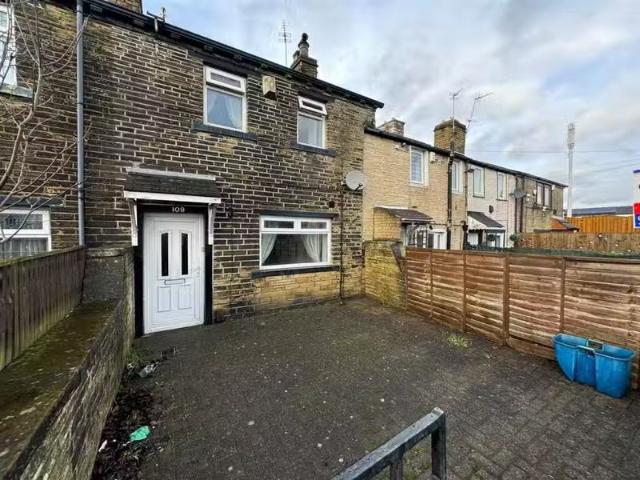 2 bedroom house for rent in Cutler Heights Lane, Bradford, BD4