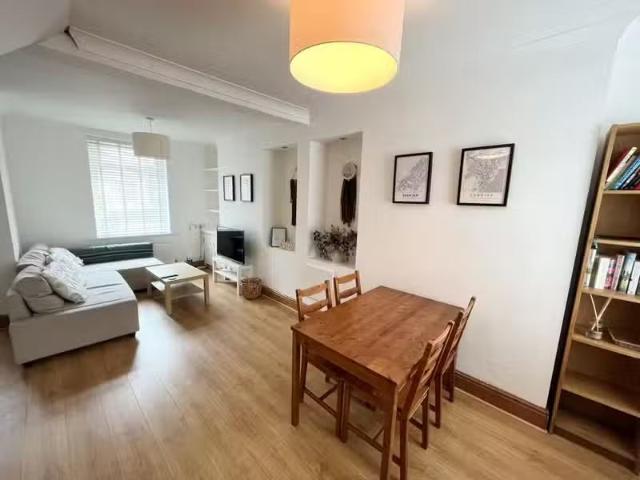 2 bedroom house for rent in Cumnock Terrace, Cardiff, CF24