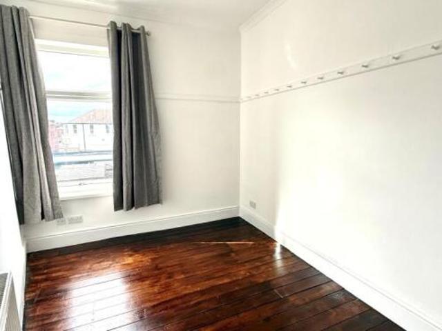 2 bedroom house for rent in Aisthorpe Road, Woodseats, Sheffield, S8