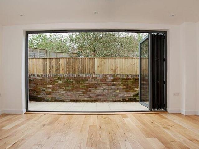 2 bedroom house for rent in Balmoral Road, Bristol, BS7