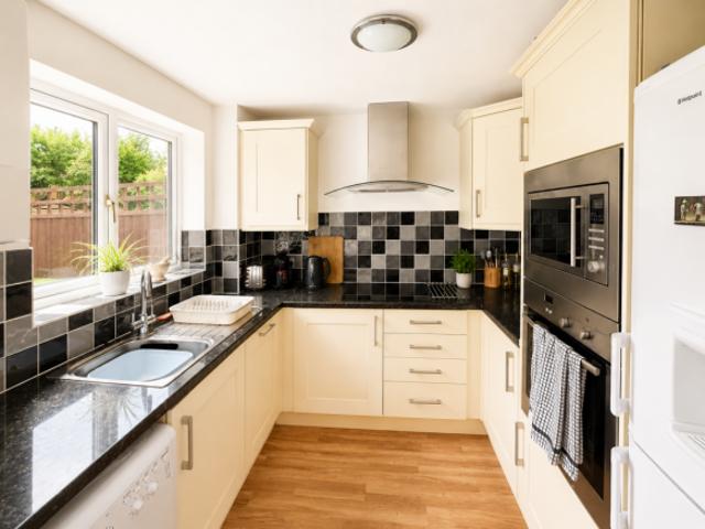 2 bedroom house for rent in Bantock Close, MK7